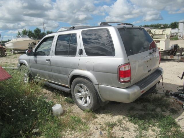 03 Nissan Pathfinder LE SUV 4 x4 w TOD No Safety