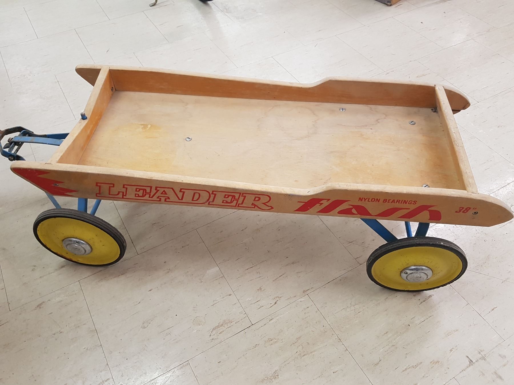 FLASH LEADER PULL WAGON 38" BOX - Schmalz Auctions