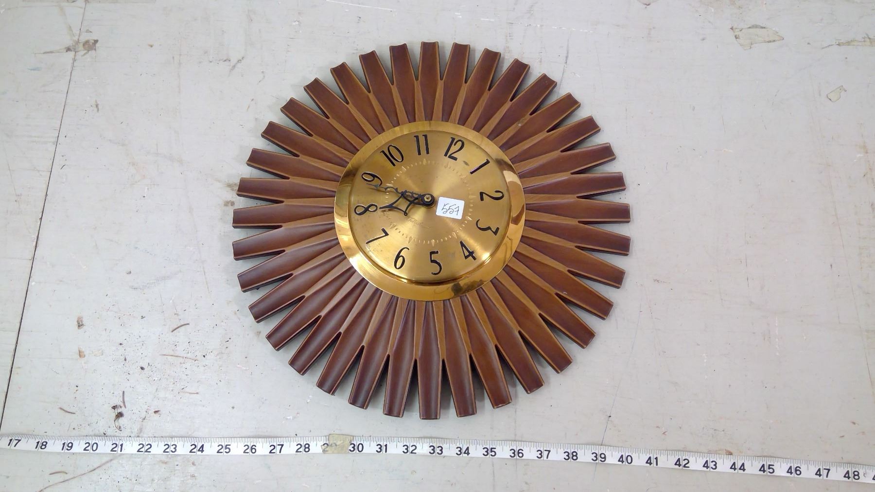 TELECHRON MID CENTURY MODERN STAR BURST WALL CLOCK - Schmalz Auctions