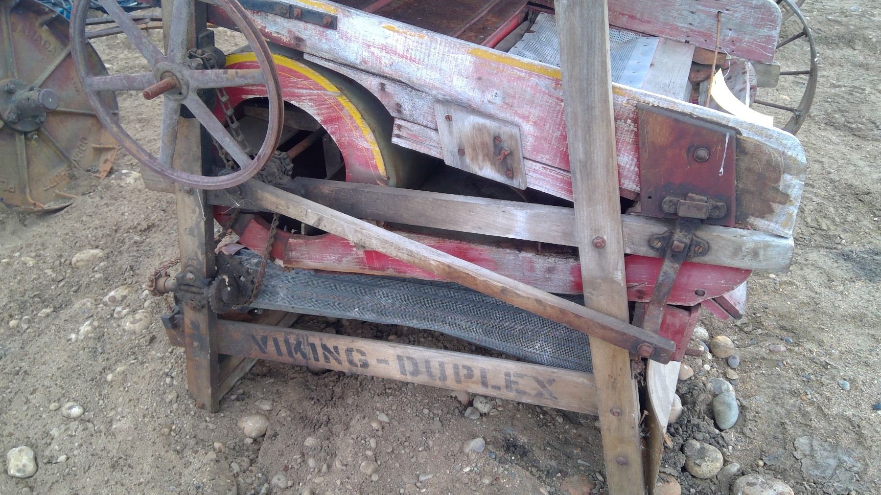 VINTAGE SEED CLEANER, VIKING-DUPLEX NO. 2F