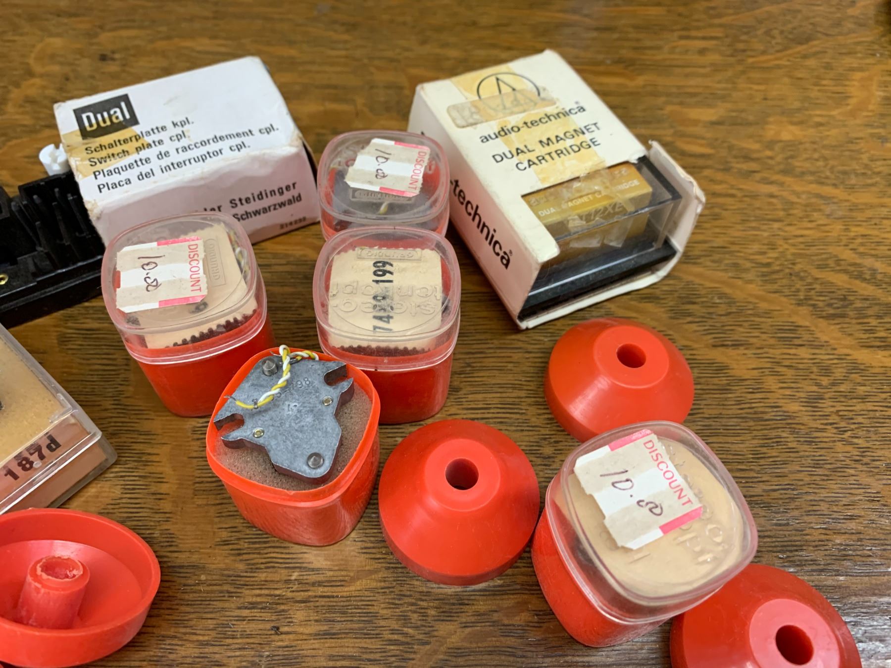 VINTAGE RECORD PLAYER, ELECTRONIC PARTS AND 45 RPM ADAPTERS - Schmalz ...