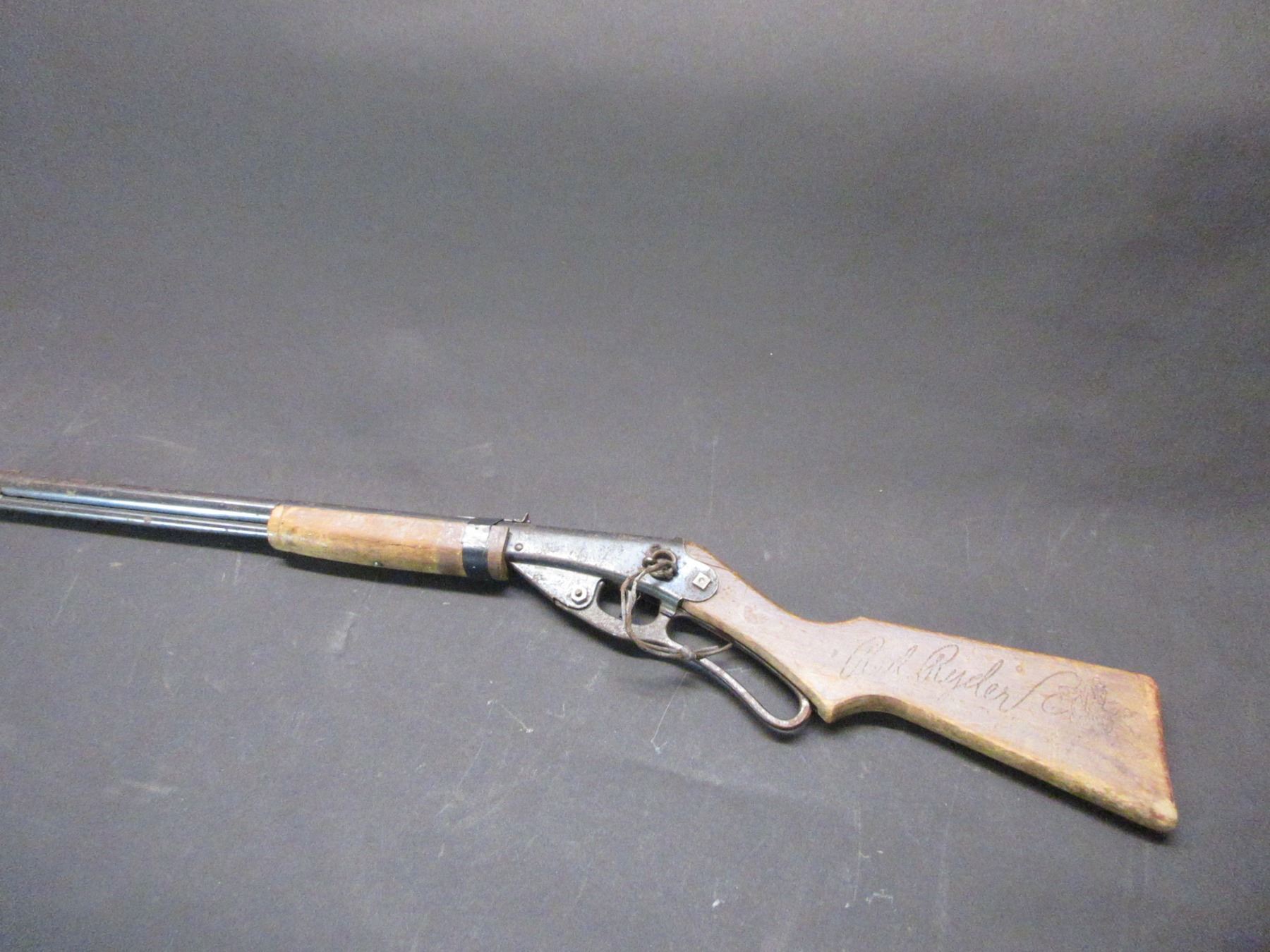 Daisy Red Ryder Model 40 Lever Action Saddle Ring Carbine BB Gun