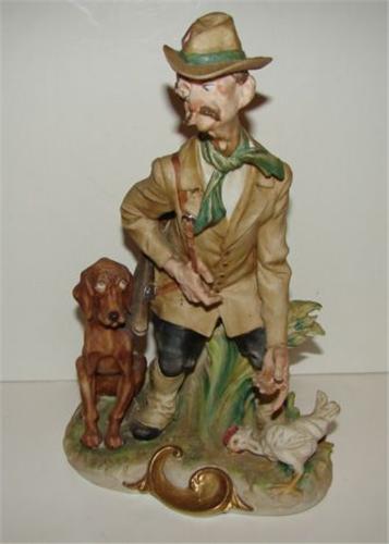 KALK PORCELAIN FIGURINE