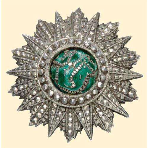 Medal - TUNISIA - ORDER OF NICHAN IFTIKHAR