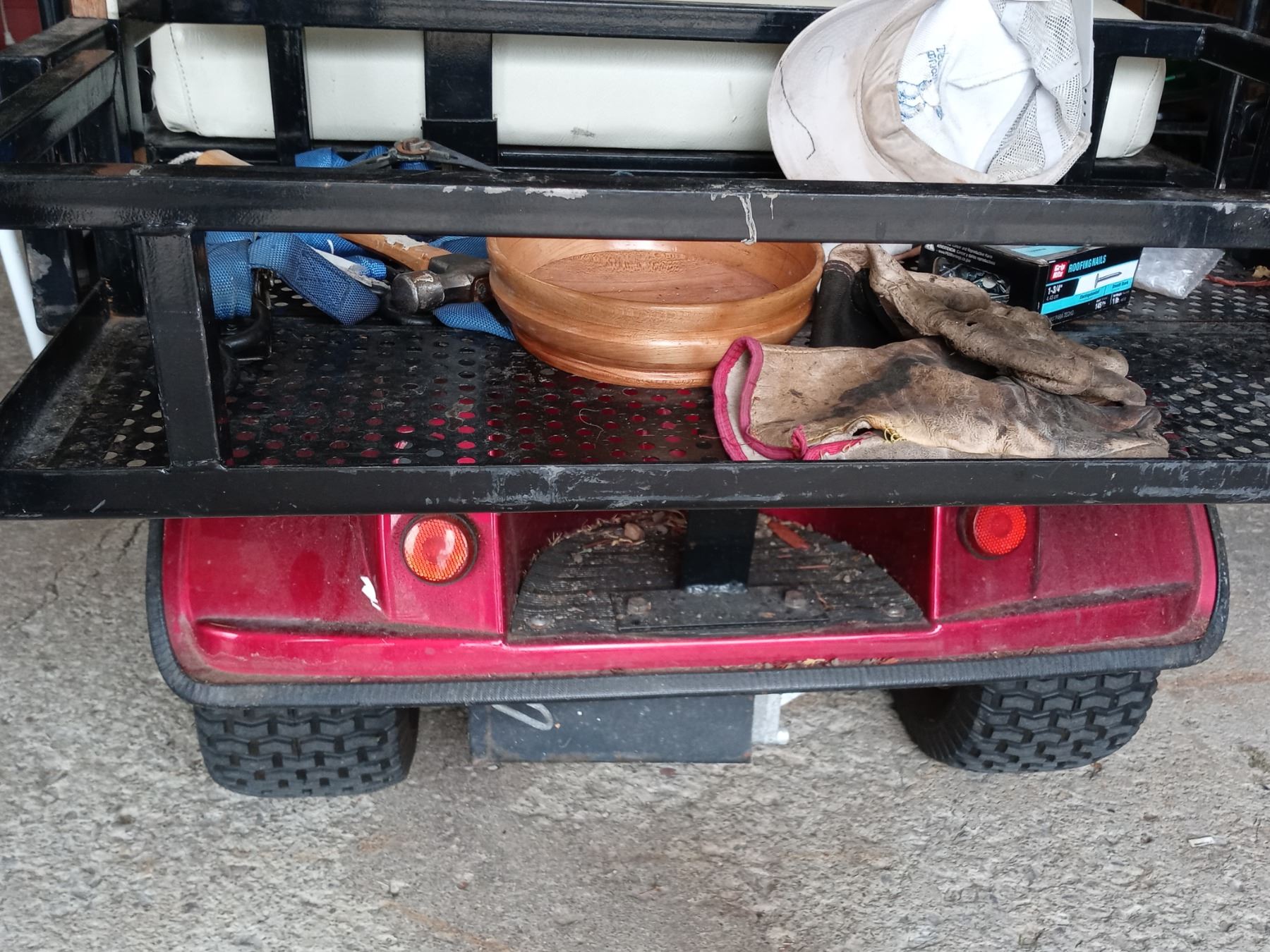 CRICKET ESV MINI GOLF CART