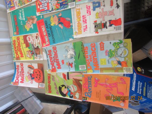 100 Plus Comics 25 cents & UP, Archie, Bugs Bunny Donald Duck, Charlie ...