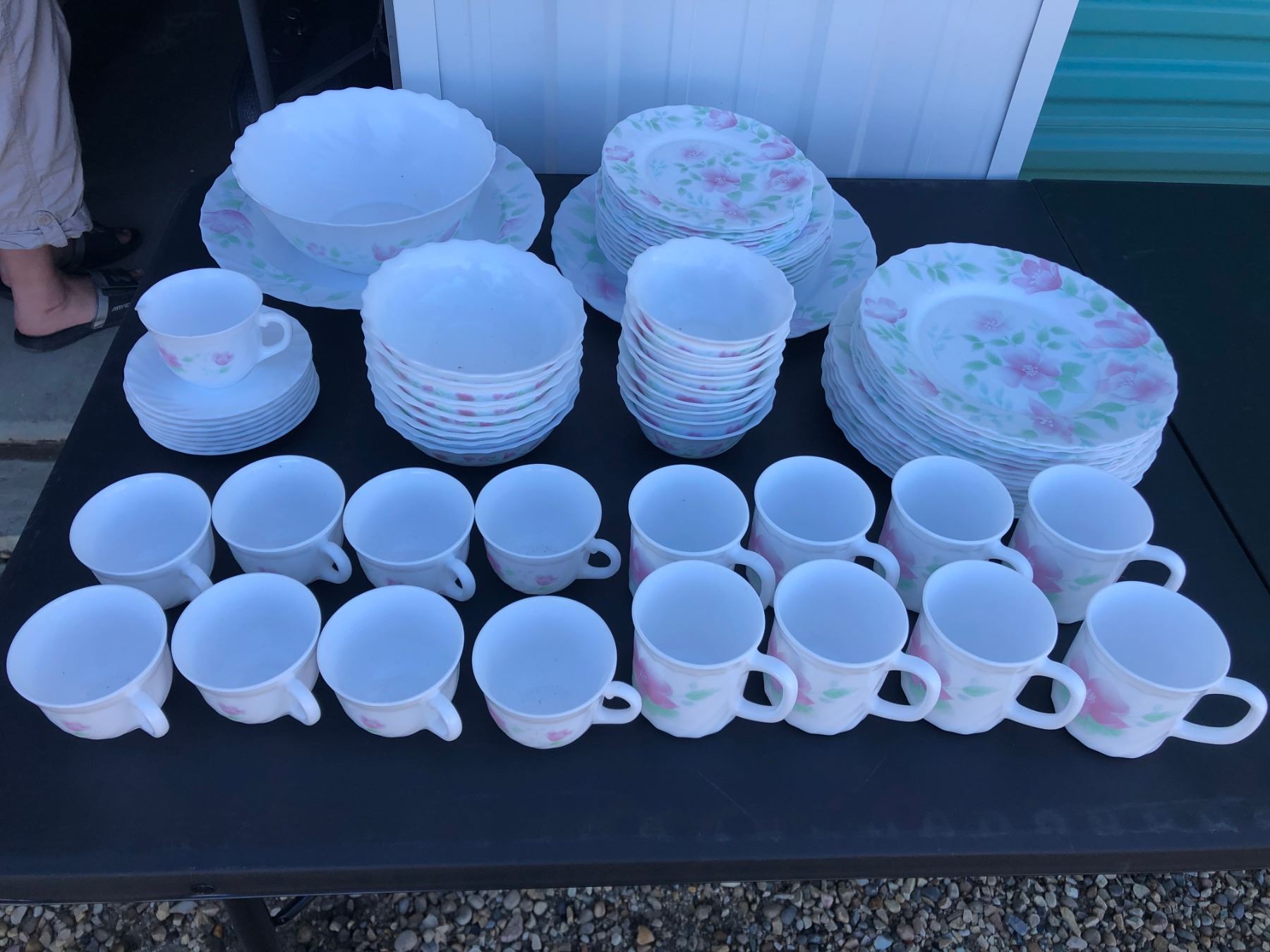 Arcopal - France Dish Set