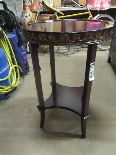 (EC) Fancy Rd Bombay Stand -2 Tier 27"H 18"RD