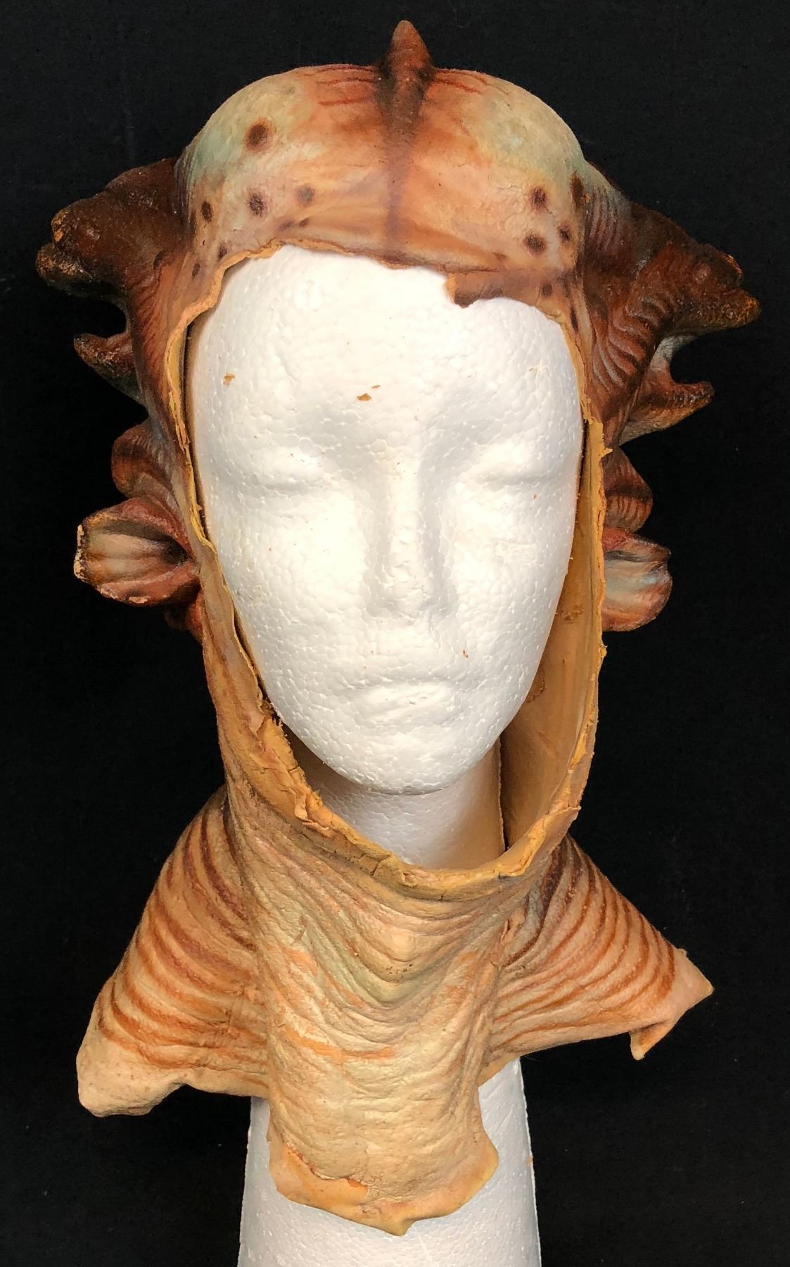 Bedtime Stories (2008) - Male Alien Head Appliance