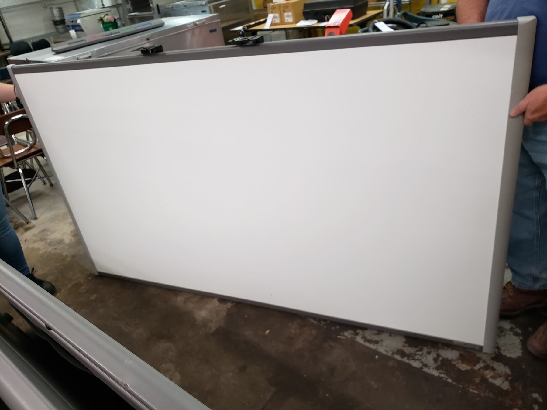 SMART BOARD MODEL SB690 85" X 49-1/2"