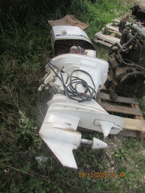 (LP) Chrysler 135 HP Outboard Motor