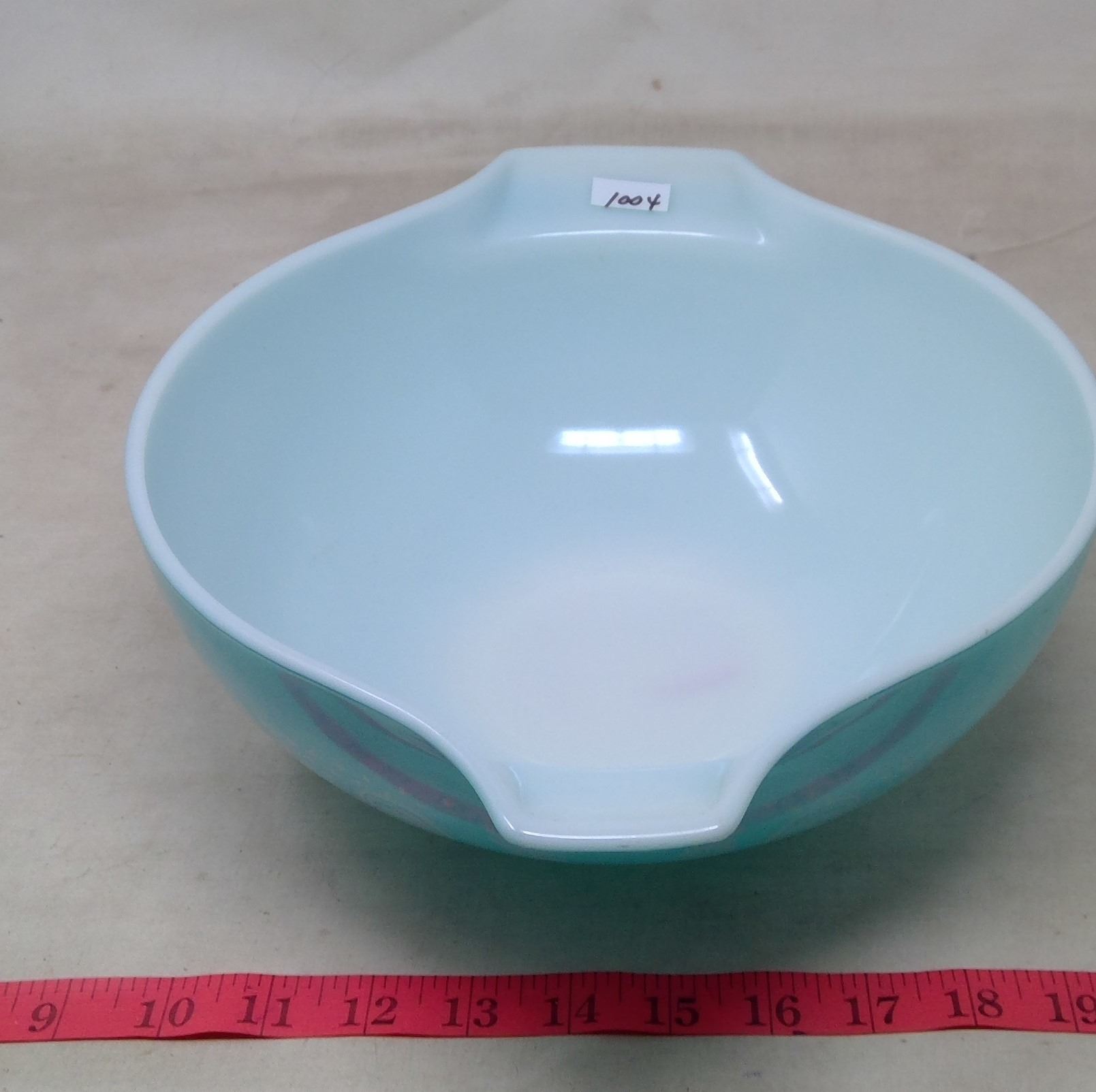 Pyrex Bowl - Schmalz Auctions