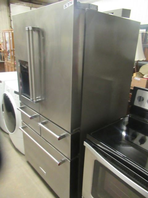 KitchenAid Stainless Fridge w Bottom Freezer - Separate Meat & Produce ...