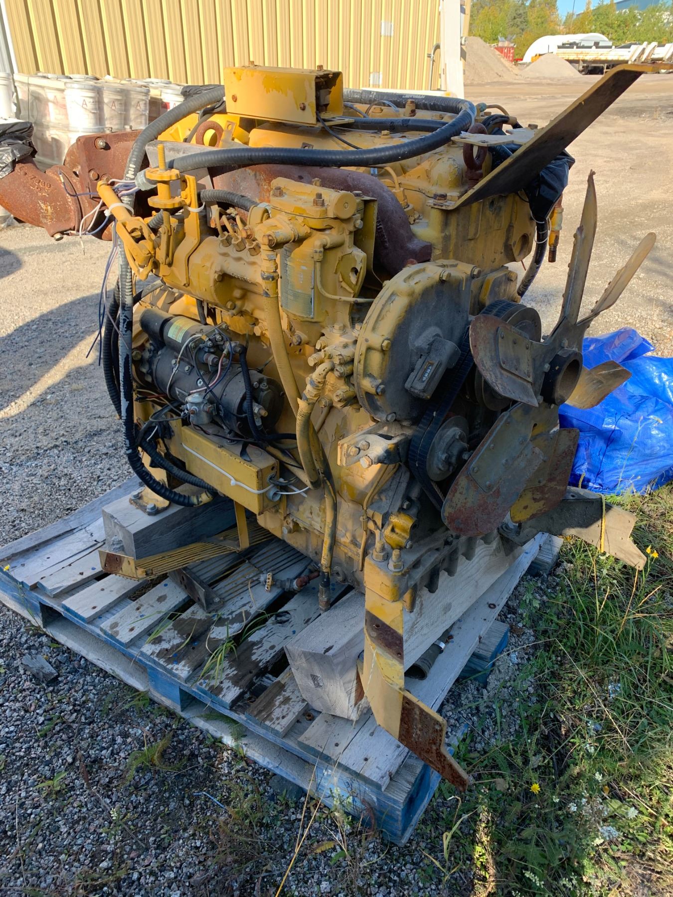 CATERPILLAR ENGINE D330