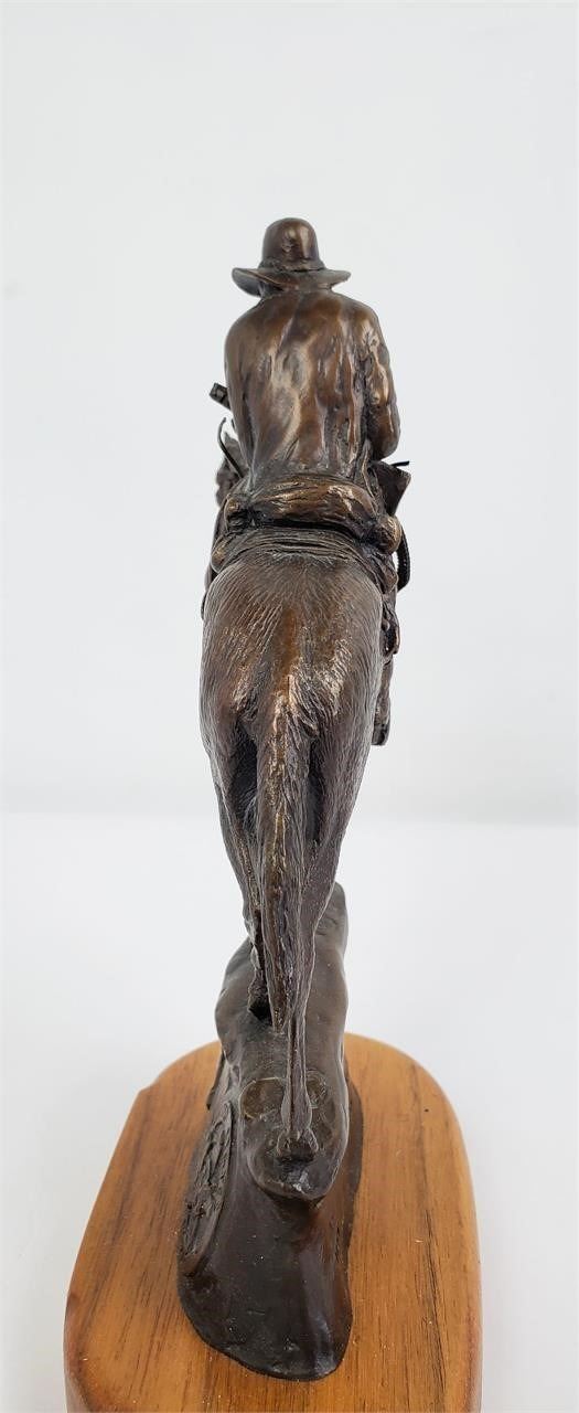 Dave Kulczyk Bronze "On the Long Trail to Justice"