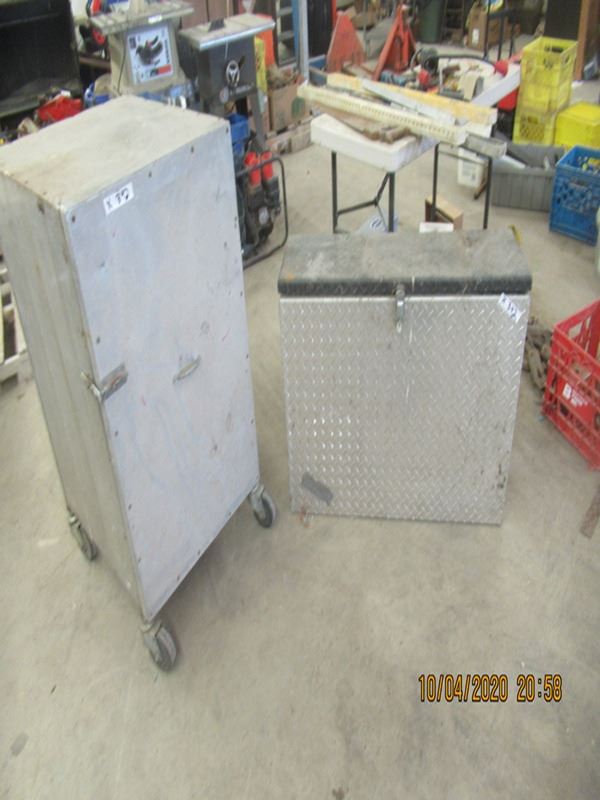 Checker Plate Tool Box, Metal Cabinet on Castors 32"H 24" x 22"