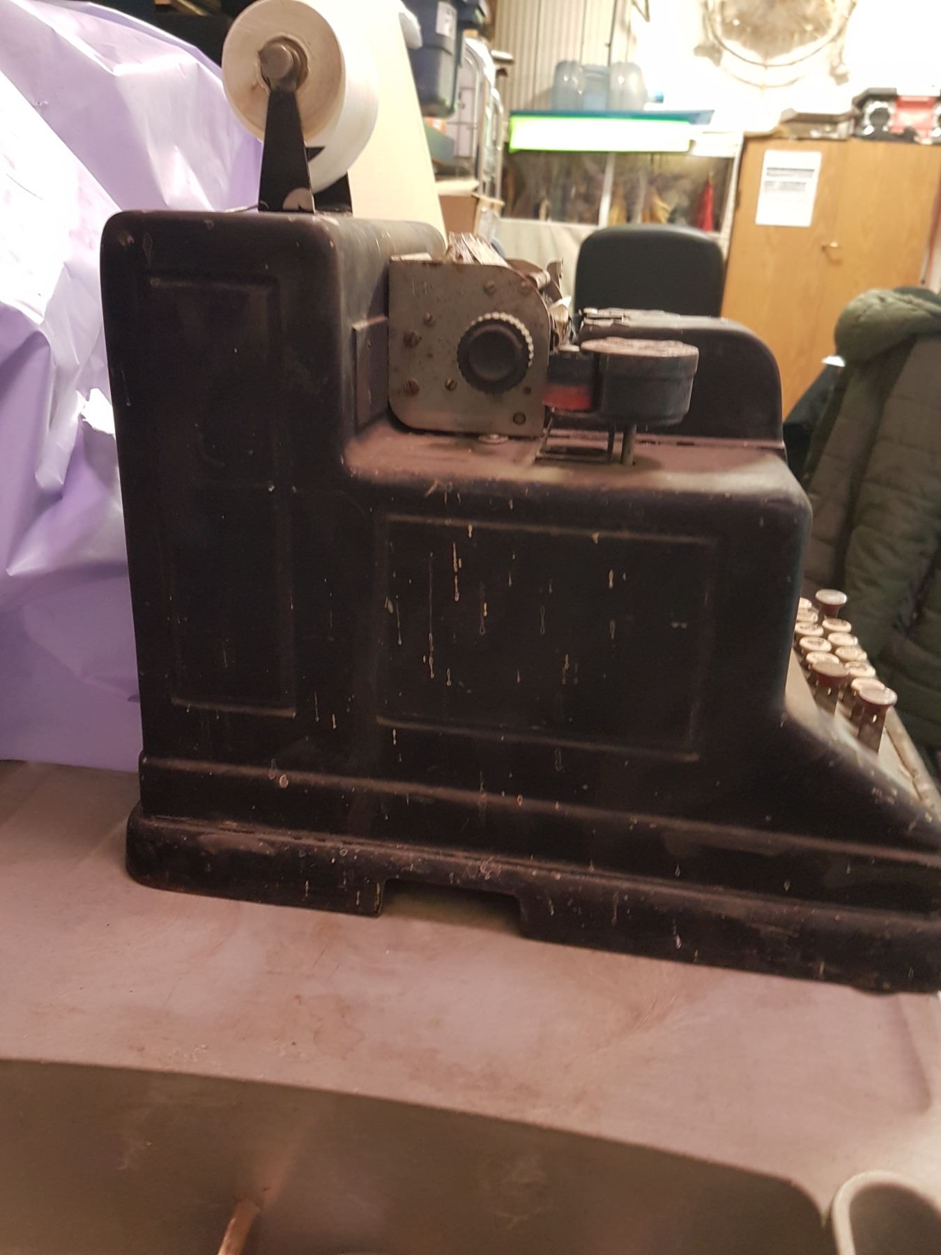 Vintage Adding, Listing & Calculating Machine - Dalton Vintage Adding, Listing & Calculating Machine - Dalton