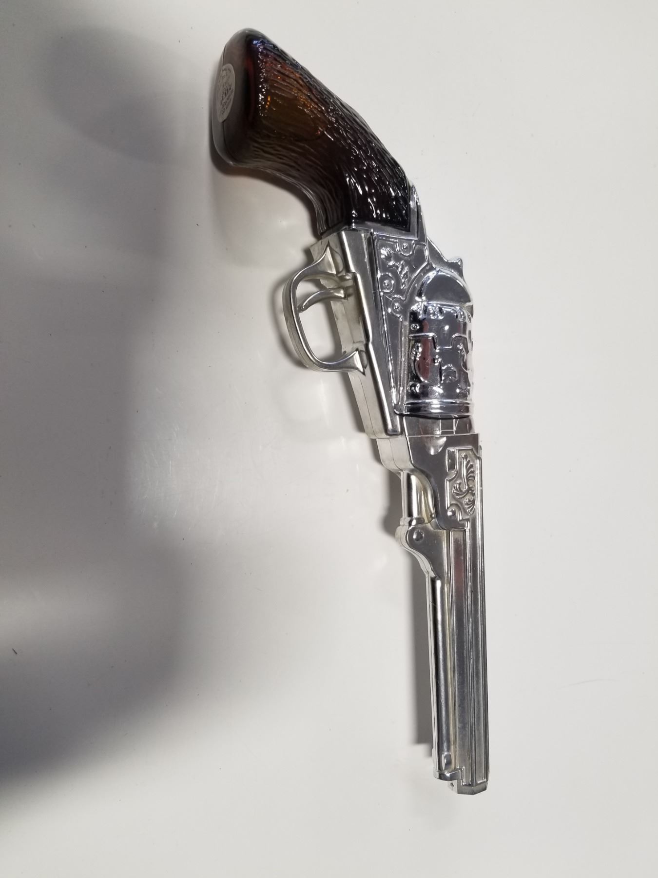 Avon Colt Revolver (1851) Aftershave