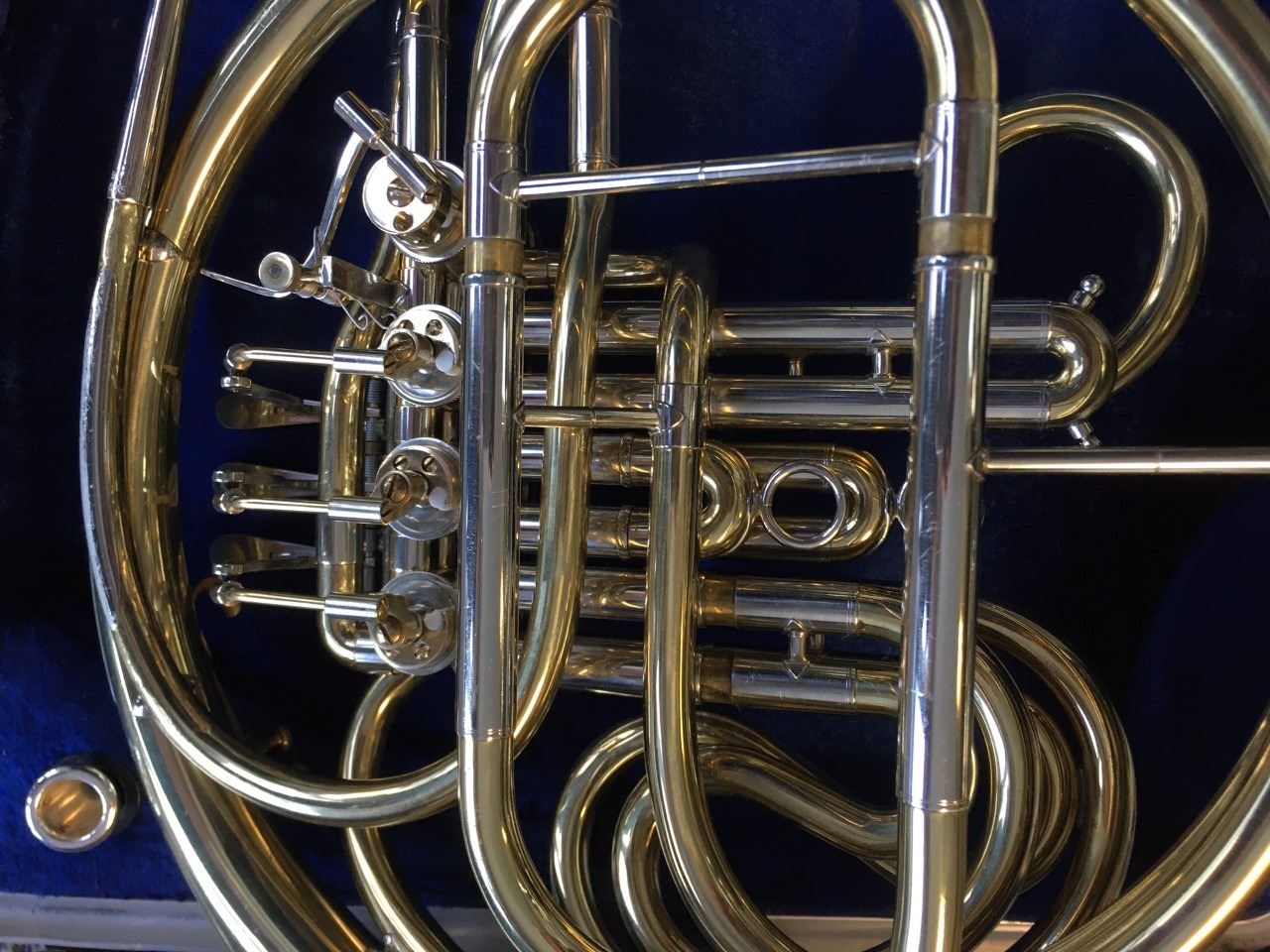 Double French Horn - Besson with mouthpiece and case