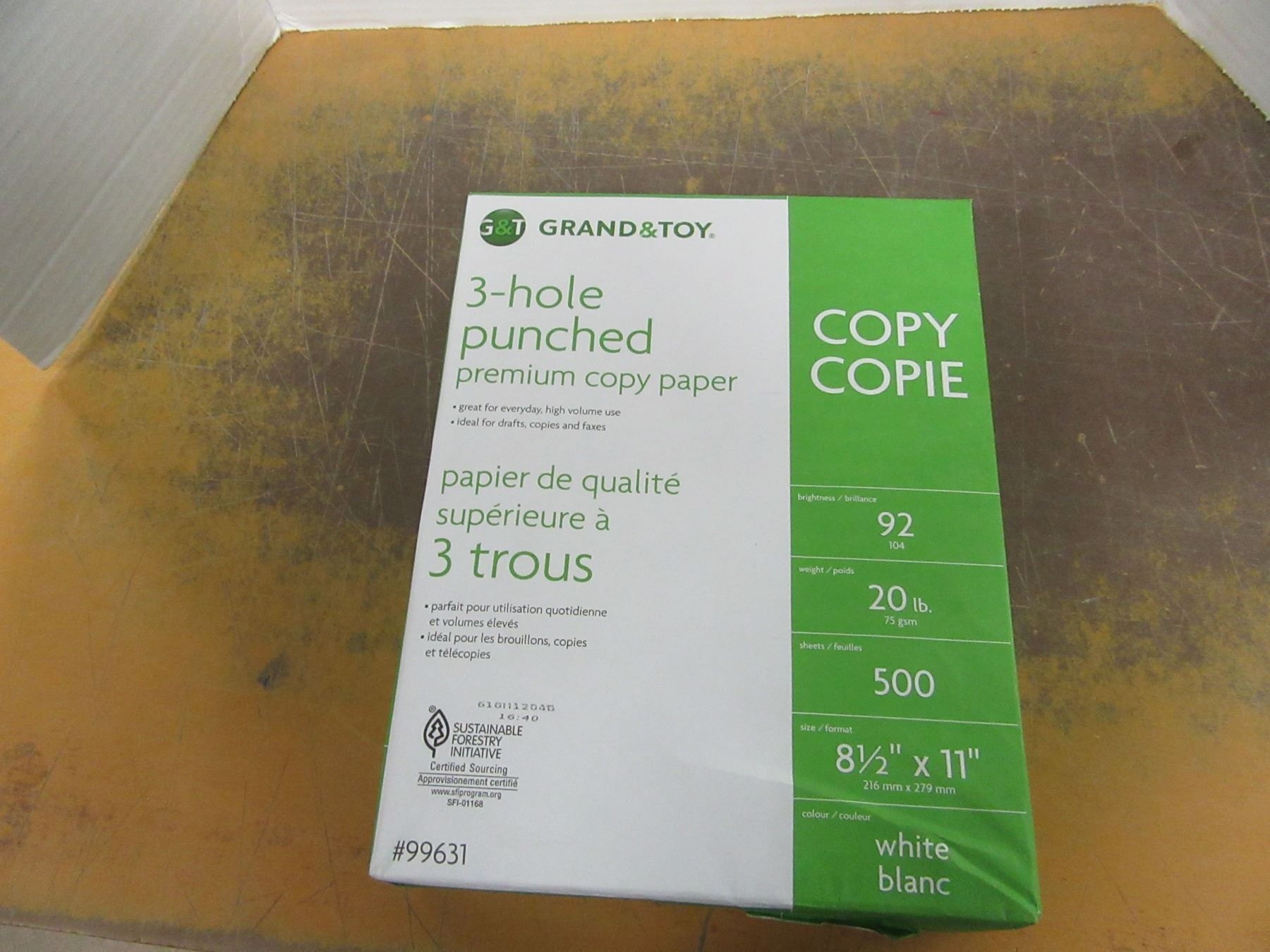NEW: 8.5 X 11" COPY PAPER (500 SHEETS) - PER BUNDLE