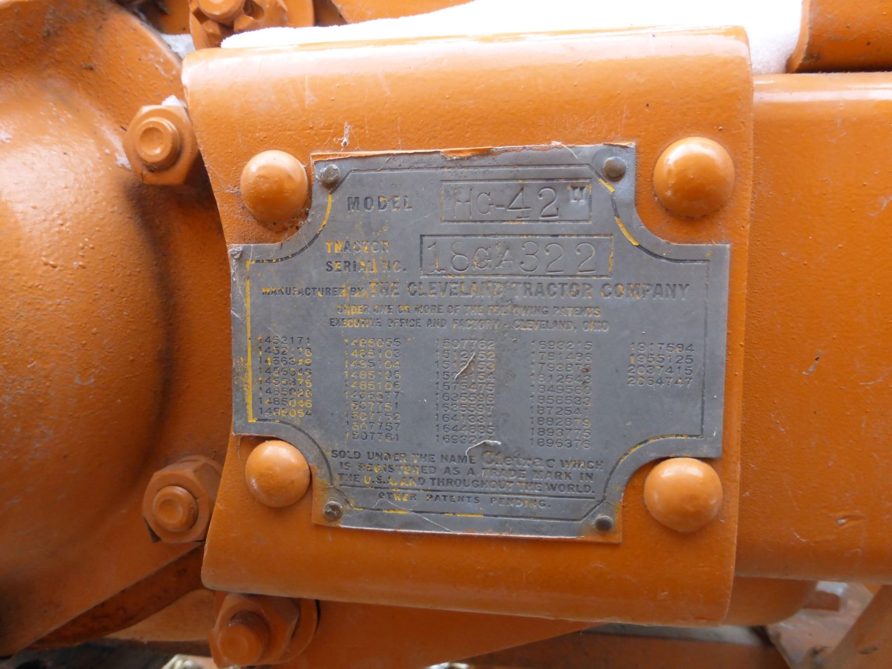 1945 OLIVER CLEAT TRACK MODEL HG-42