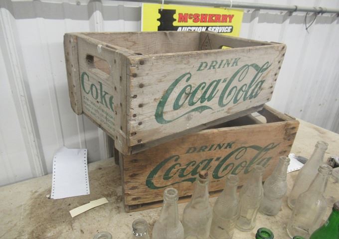 2 Coca Cola Crates, Old Pop Bottles Stubby, 7 Up W Bottle Girl, Portage ...