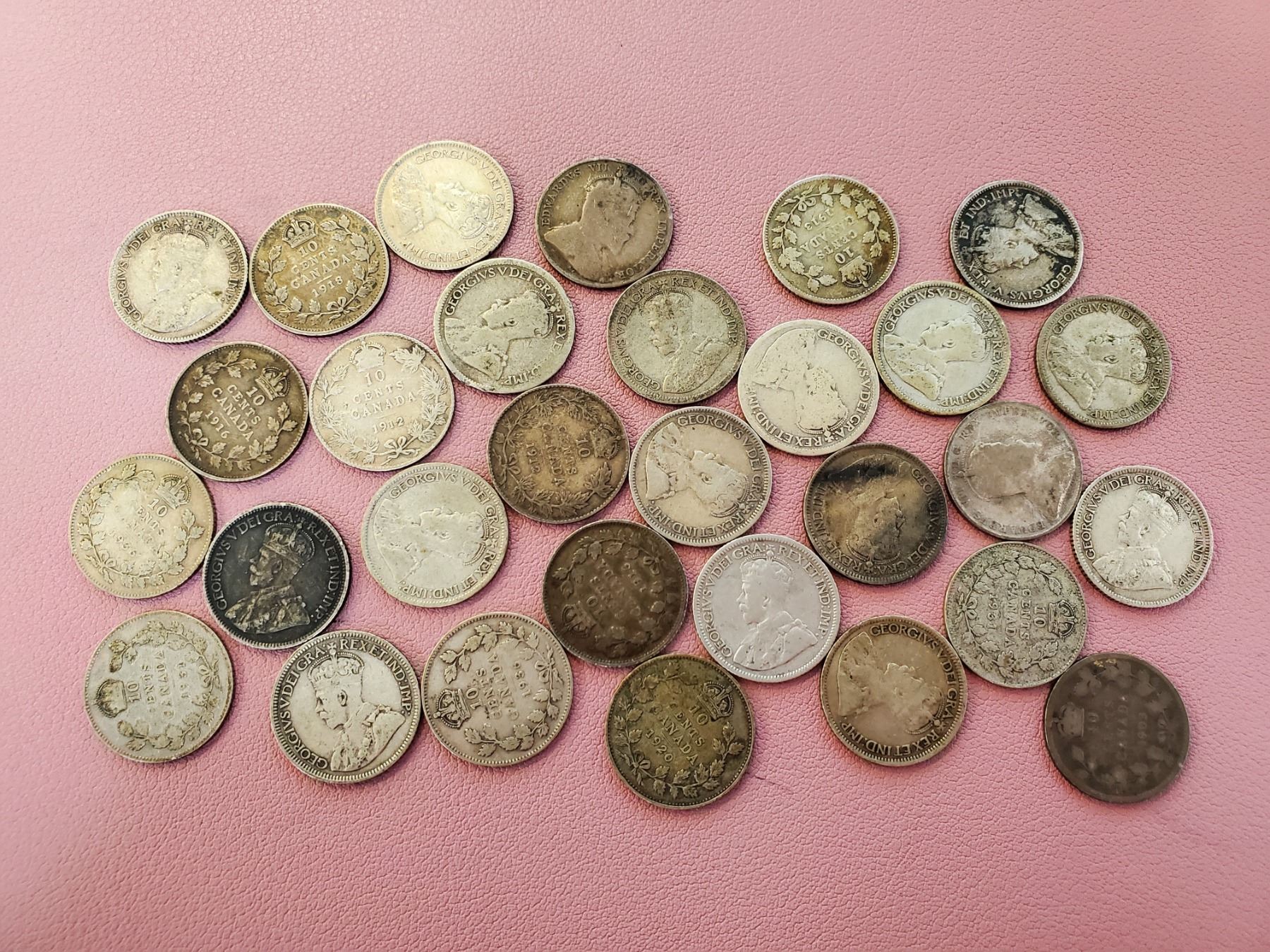 Lot Of 30 Canada 10 Cent Silver Nice Lot Highly Collectable Schmalz Lot Of 30 Canada 10 Cent Silver Nice Lot Highly Collectable Schmalz