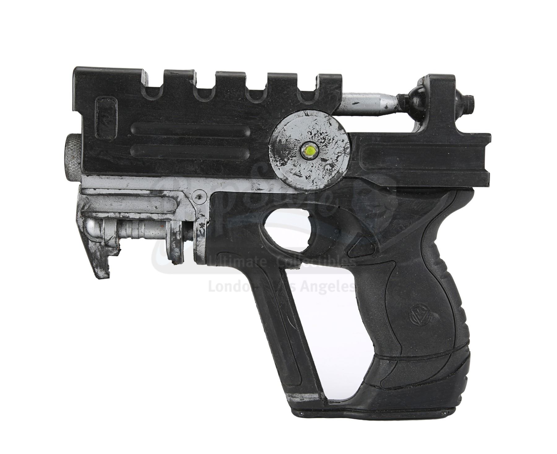 THE FIFTH ELEMENT (1997) - Korben Dallas' (Bruce Willis) Stunt Pistol