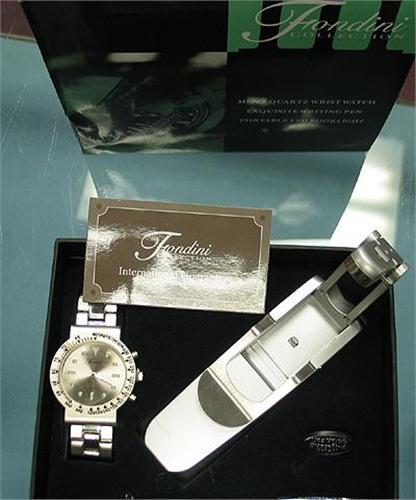 Fondini Watch, pen and book light gift