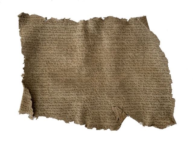 The Last Witch Hunter Kaulder (Vin Diesel) Airplane Weather Runes Movie ...