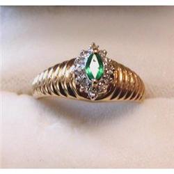 Vintage 14kt Gold, Emerald and Diamonds Ring #1354186