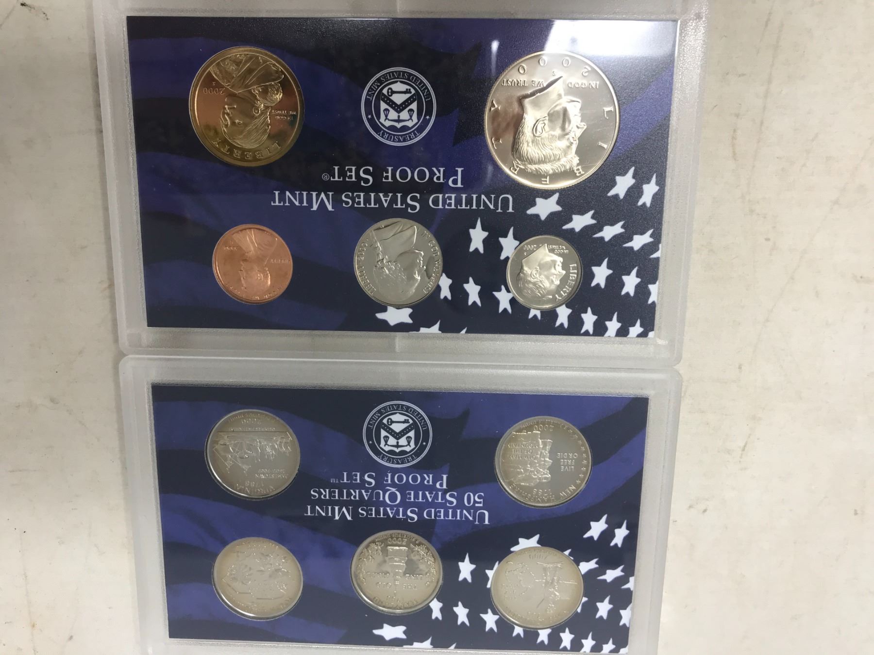 U.S. 2000 STATE QUARTERS PROOF SET. INCLUDES 5-COIN PROOF SET AND 5 ...