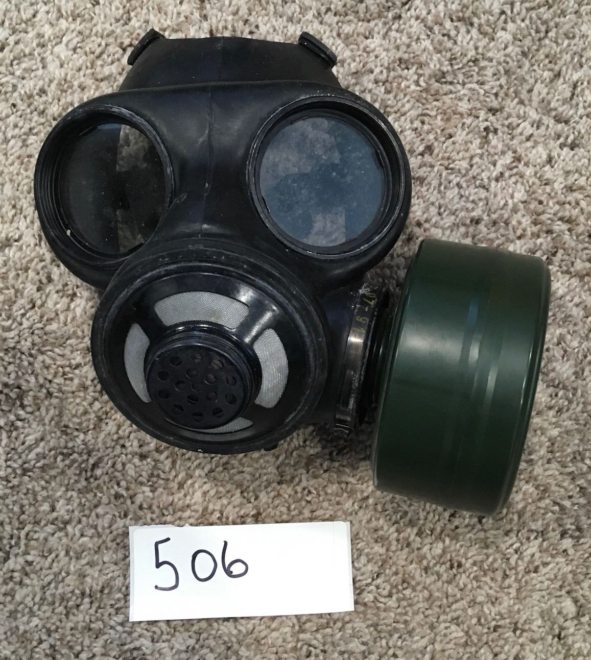 Canadian Military Gas Mask With Filter - Schmalz Auctions