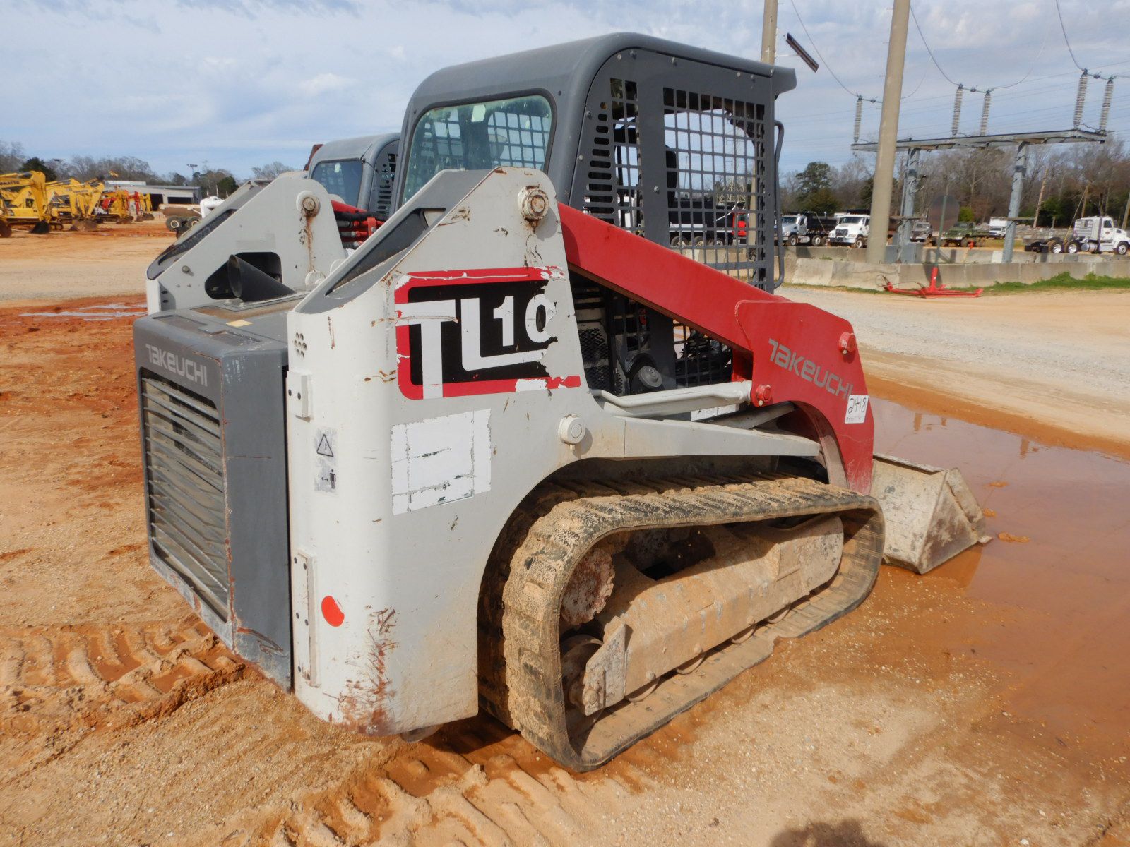 2012 TAKEUCHI TL10 Skid Steer Loader Crawler 2012 TAKEUCHI TL10 Skid Steer Loader Crawler