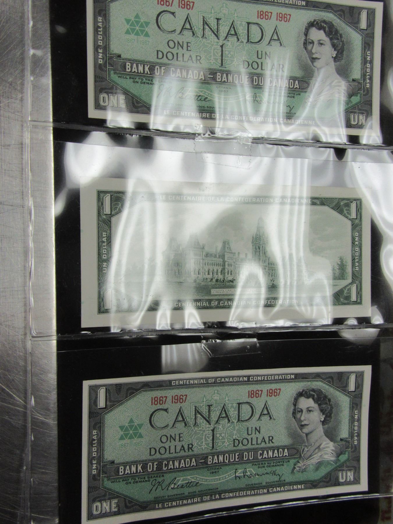 1967 (NO SERIAL NUMBER) CENTENNIAL CANADA $1 BILL