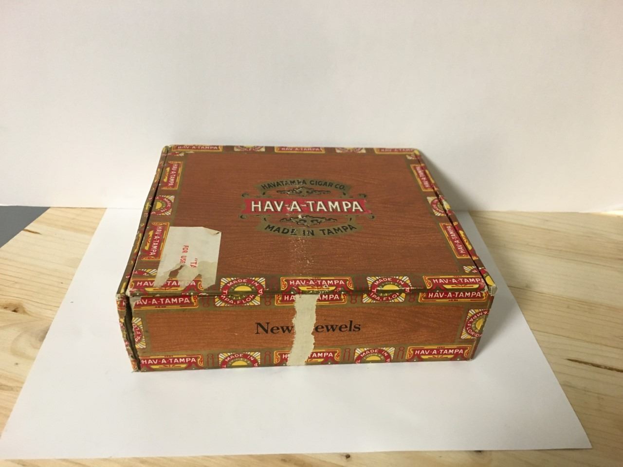 Hav-A-Tampa Cigar Box