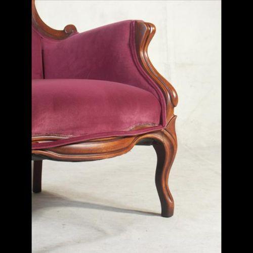 C. 1850-1875 WALNUT VICTORIAN ROCOCO PARLOR CHAIR