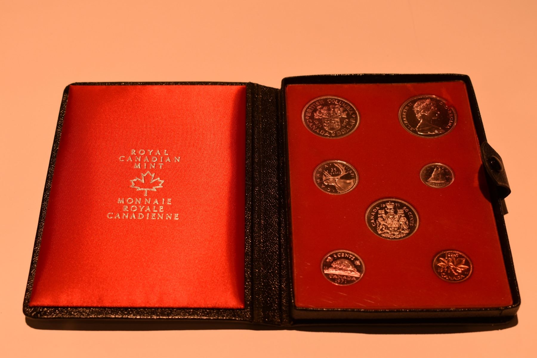 1971 Royal Canadian Mint Proof Coin Set with Double Dollar