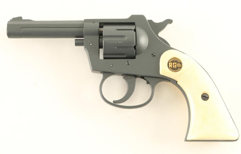 Rohm RG10s .22 LR SN: 27923