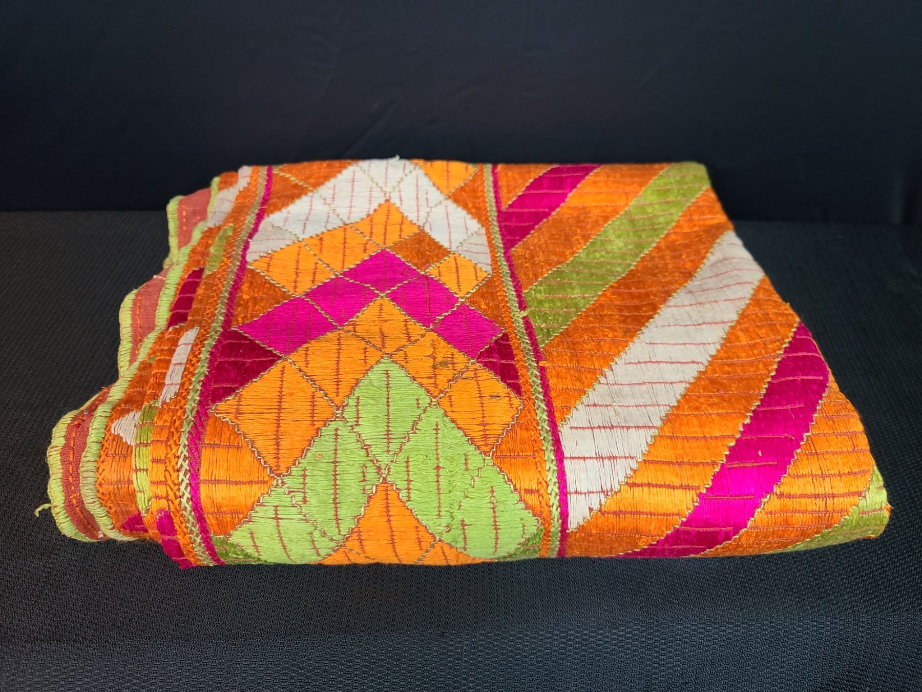 Pakistan Embroidered Silk And Cotton Phulkari Chevron Design