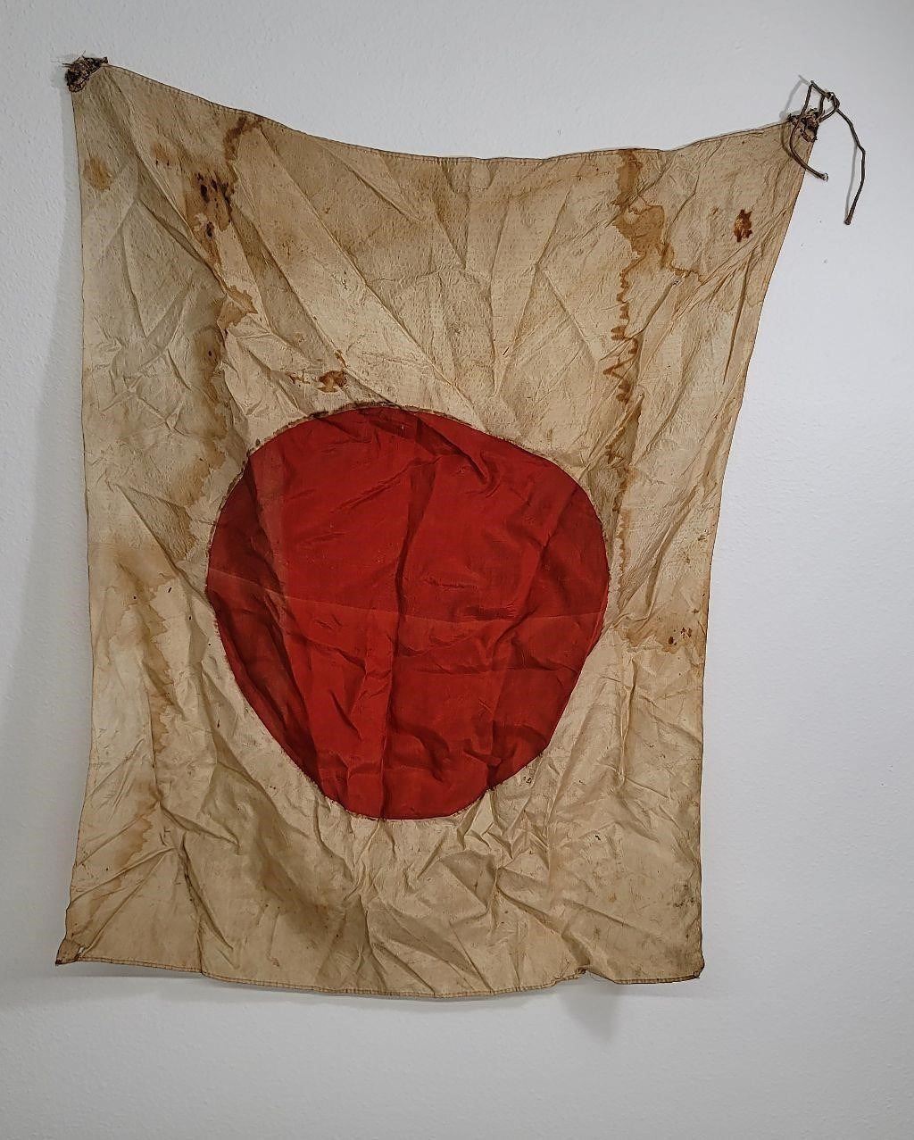 WW2 Japanese Meatball Flag - Blood Stained