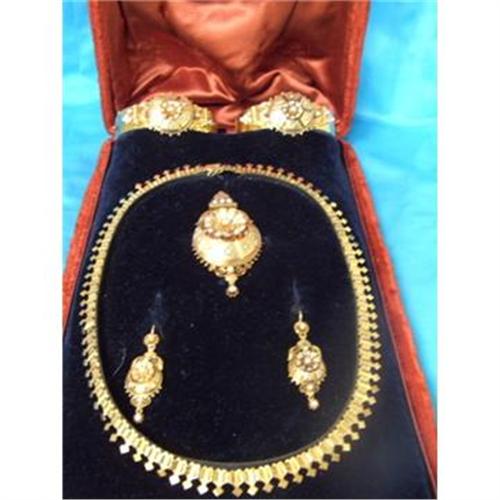 Antique Victorian Complete Parure 15ct Gold #1497462