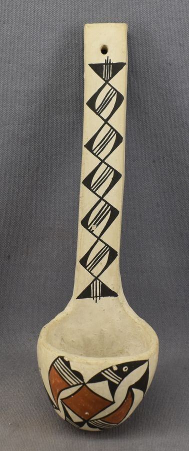NATIVE AMERICAN ACOMA INDIAN POTTERY LADLE