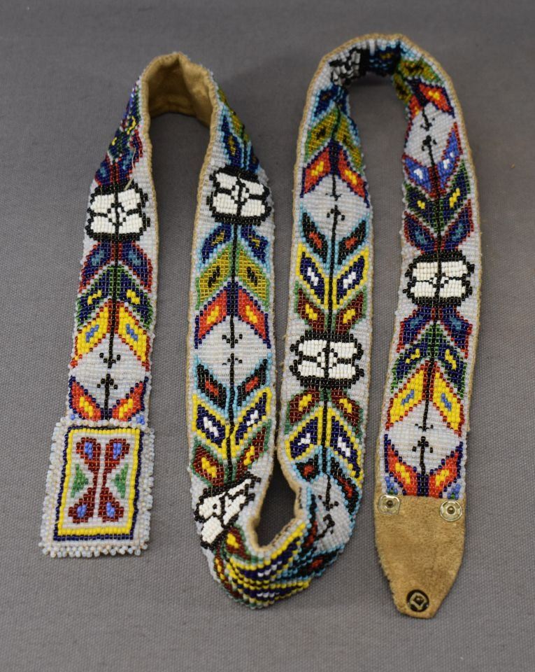 NATIVE AMERICAN PLAINS INDIAN BEADED BELT