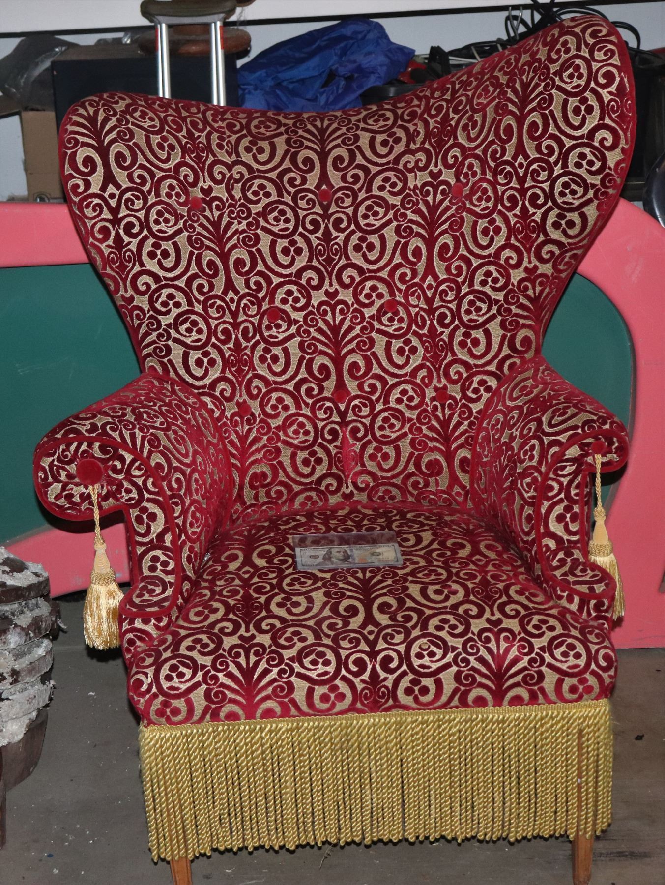 HOW THE GRINCH STOLE CHRISTMAS WHOVILLE CHAIR