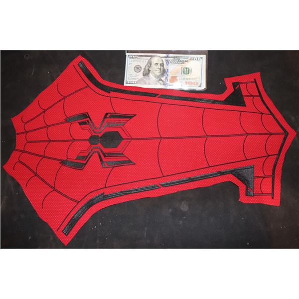 SPIDER-MAN CHEST WITH GLYPH AND WEBBING DISNEY HERO TYPE 4