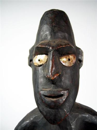 AN OLD YUAT RIVER ANCESTOR SCULPTURE (mundugumor)