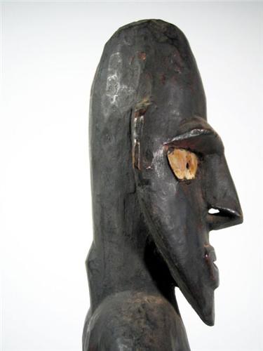 AN OLD YUAT RIVER ANCESTOR SCULPTURE (mundugumor)