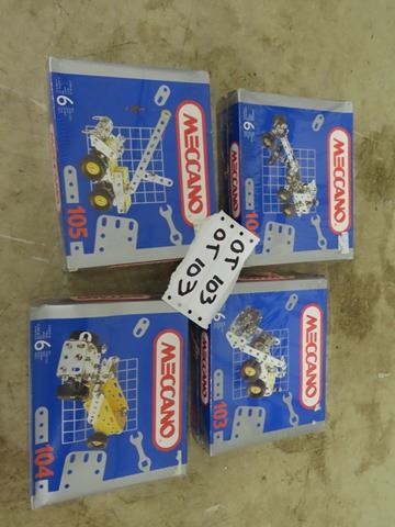 4 New Mechano Toys Set