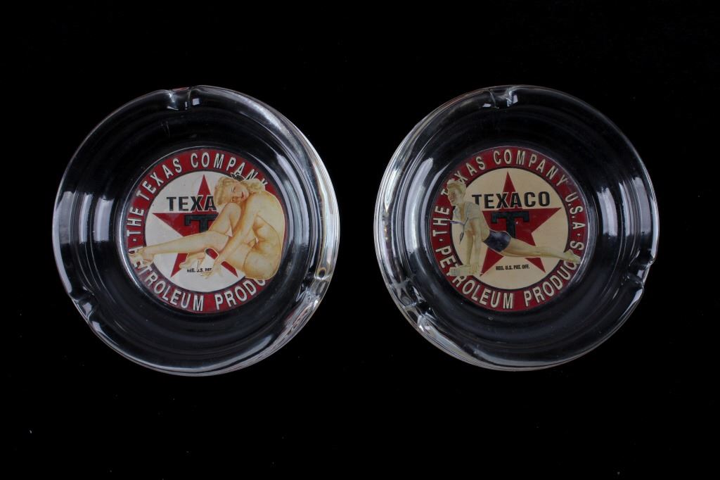 Texaco Pin-Up Girl Glass Advertisement Ashtrays